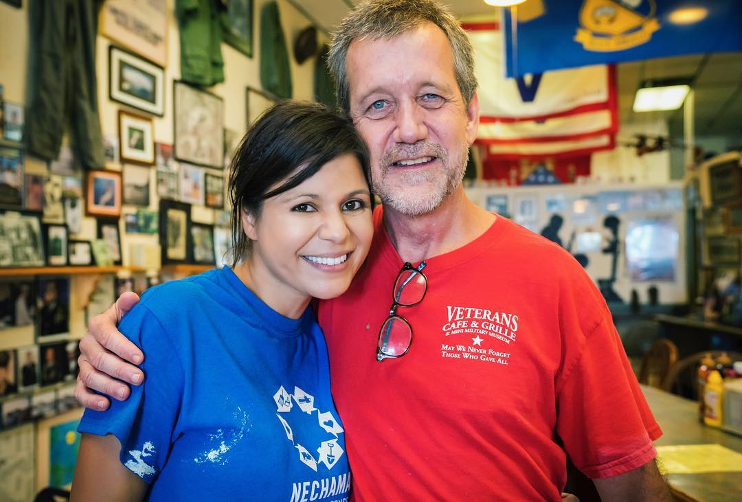 The Many Ways of Giving - Taking photos to help tell the NECHAMA story ...